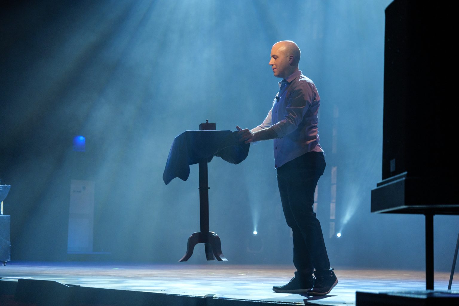 Bill Blagg – Family Magic – Mahaiwe Performing Arts Center